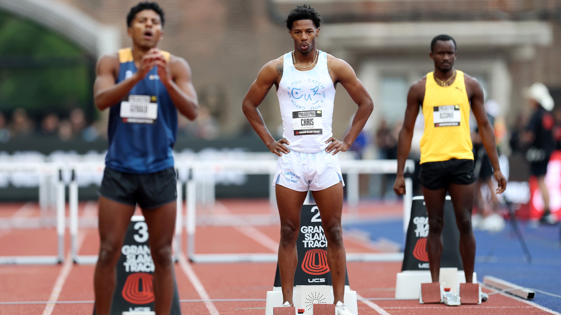 Chris Robinson Wins 400m Hurdles Despite Big Wardrobe Malfunction